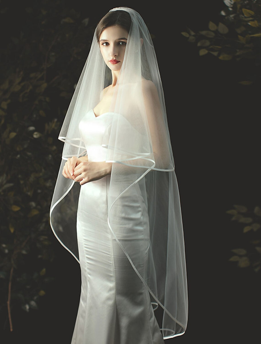 Two-tier Stylish / Classic Wedding Veil Chapel Veils with Solid Tulle ...